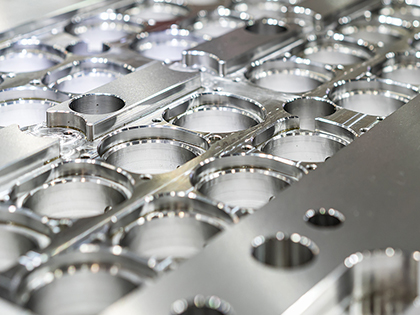 Mold Making & Tooling Applications | Manifolds & More | Plastixs